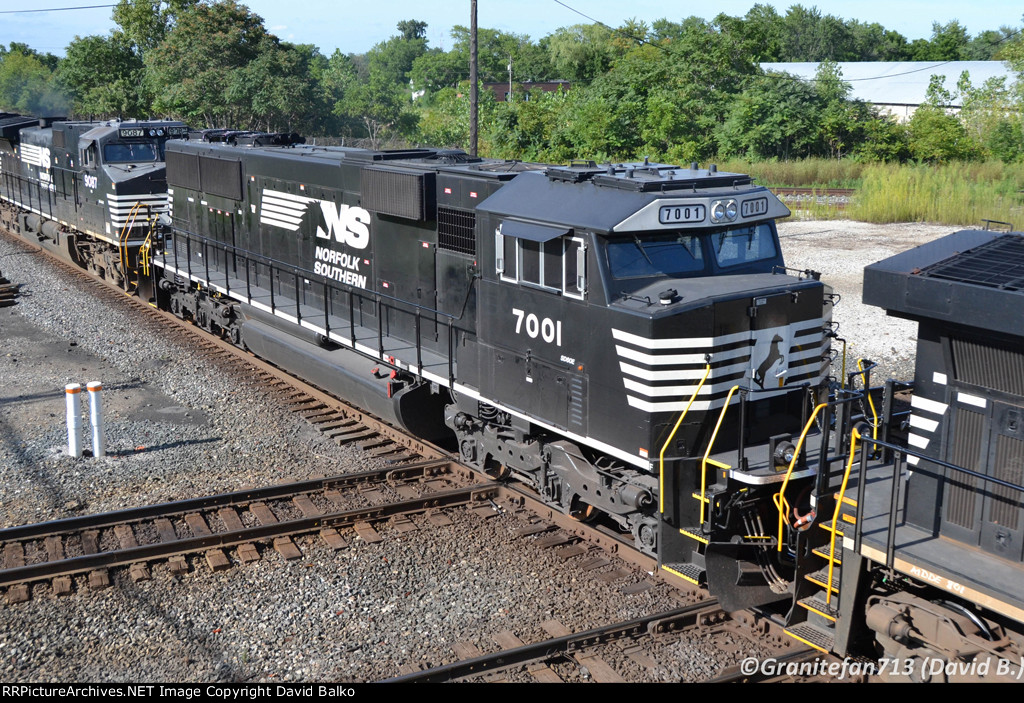 NS 7001